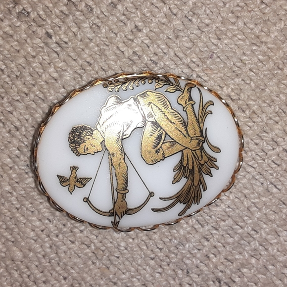 Source Unknown | Jewelry | Vintage Tarot Archer Brooch Nrmint Condition ...